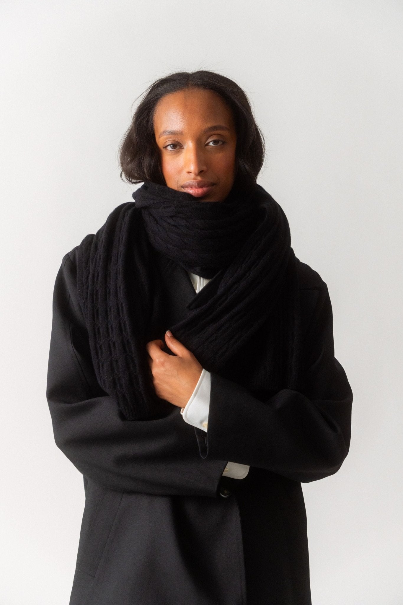 Toteme Embroidered Cable knit Scarf Black